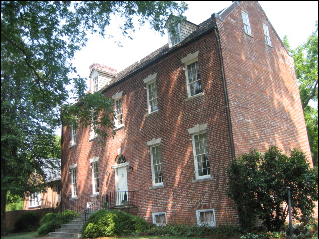 Marietta House Museum, Glendale, MD – Malcolm's Round Table